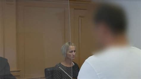 Nem Volt El G Hossz A Szex Ezt Tette Vele A F Rfi Vide