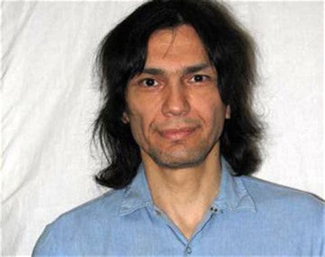 Ahs 1984 Richard Ramirez The Real Life Serial Killer Behind The Show
