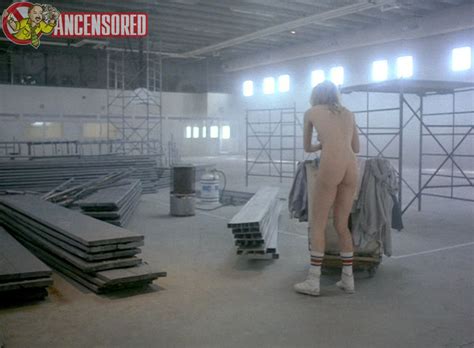 Голая Ребекка Де Морней в And God Created Woman