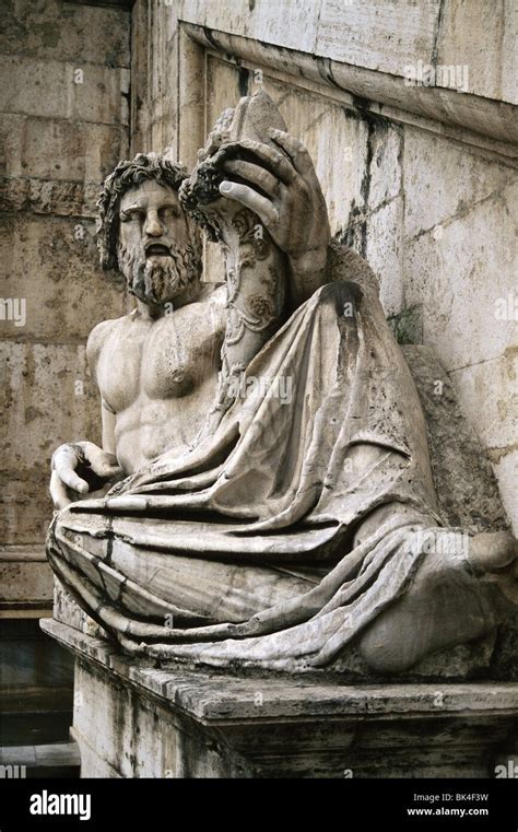 Antike Römische Skulptur Stockfotos Und Bilder Kaufen Alamy