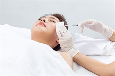 주름 치료 3총사 써마지·보톡스·필러 같이 해도 될까 당신의 건강가이드 헬스조선