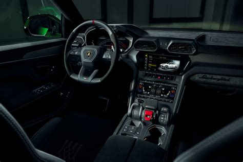 전 세계 40명만 가질 수 있다 람보르기니 40대만 제작되는 우루스 퍼포만테 한정판 에디션 공개