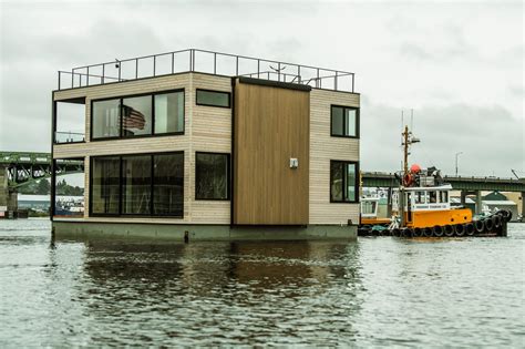 Floating Homes Dyna Builders