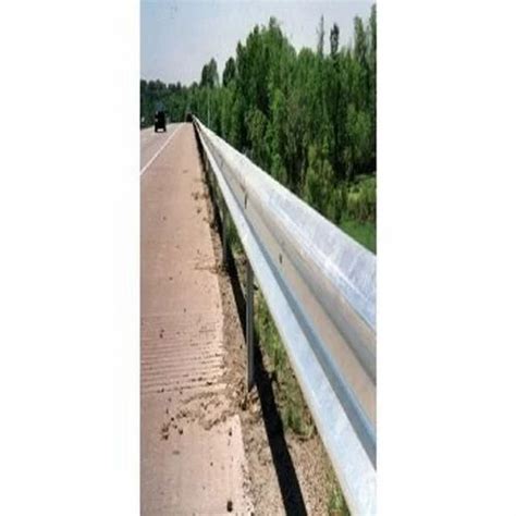 Highway Guardrails For Road Acrylic Reflector At ₹ 2000 Meter In Sonipat