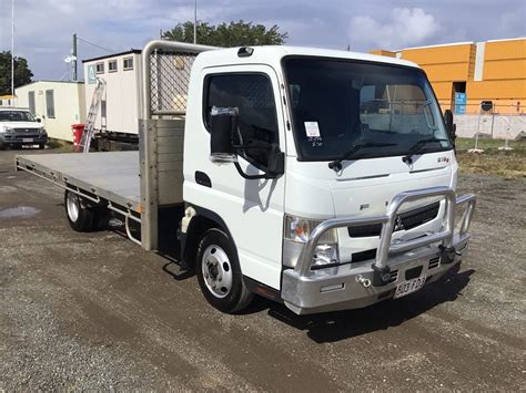 2021 Mitsubishi Fuso 4 X 2 Tray Body Truck Auction 0003 7045007