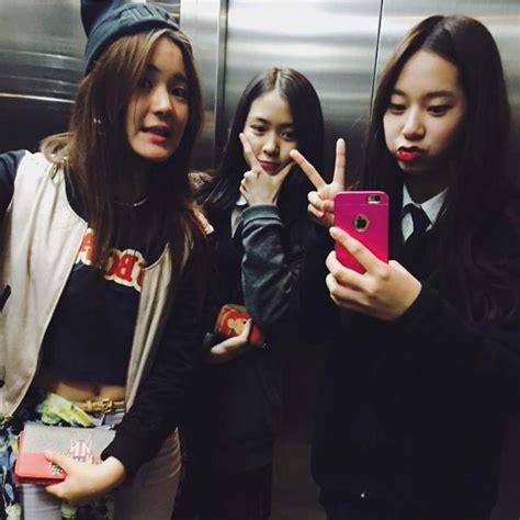 Bunch Of Itzys Pre Debut Pics Itzy 있지 Amino