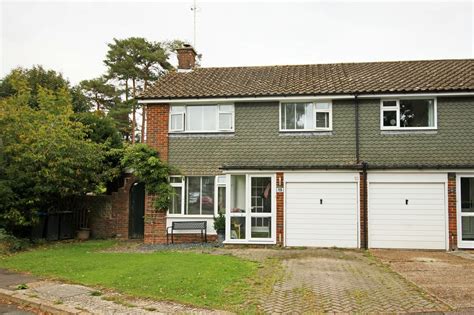 Fir Tree Way Hassocks West Sussex Bn6 8bt 4 Bed Semi Detached House