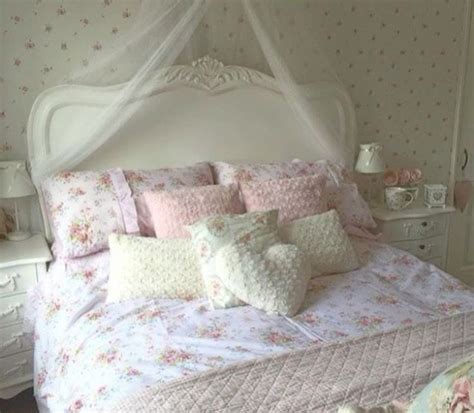 Pin On It Girl Inspo In 2024 Room Inspiration Bedroom Room Ideas