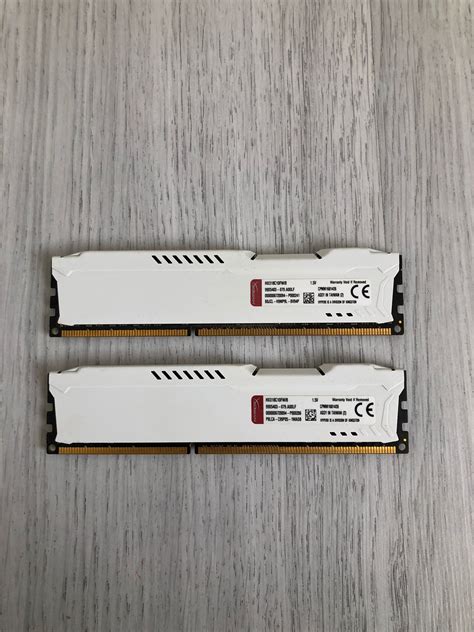 [satilik] Kingston Hyperx Fury White Ddr3 1866 Mhz 16 Gb 2x8 Cl10ram
