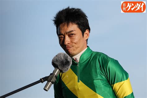 日刊ゲンダイ 競馬 On Twitter 前に〝投げた〟ところがゴール線──。 かきつばた記念は、川田騎手ウィルソンテソーロが鼻差勝ち