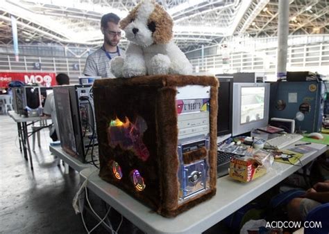 Unusual Computer Cases 26 Pics