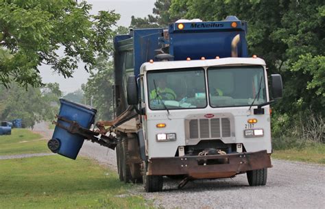 Garbage Truck Rv At Tyler Aikenhead Blog