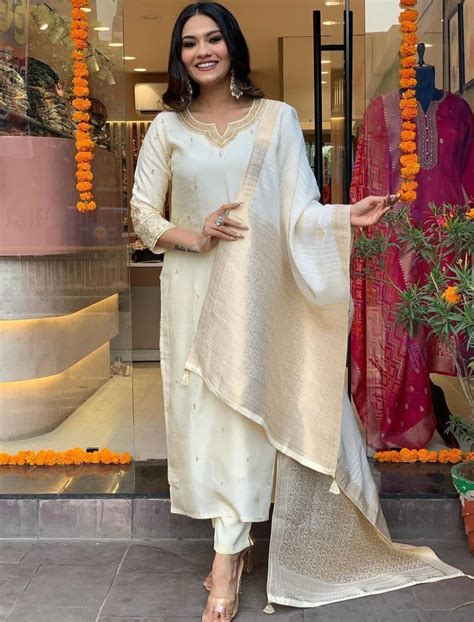 White Embroidered Silk Suit Set With Dupatta Style Jaipur