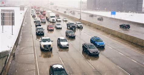 아침 체감온도 내려가고 바람 불어14배 미끄러운 도로 살얼음 사고 예방하려면
