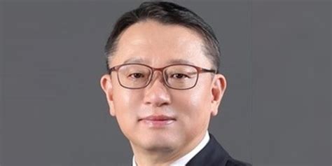 재계 키맨 우리은행 내부 동요 줄여 재도약 기틀 다진다 정진완 기업금융 확대 승부수 주목