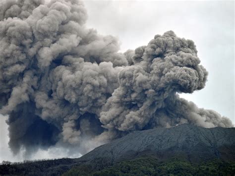 Deadly Eruption Of Indonesias Mount Merapi Volcano Qatar