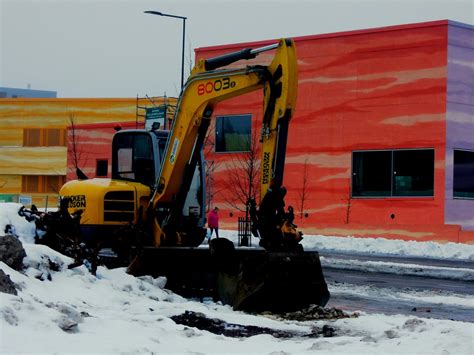 무료 이미지 눈 집 건물 아스팔트 수송 차량 건설 현장 삽 케이 반타 핀란드어 건설 기계 짐을 싣는