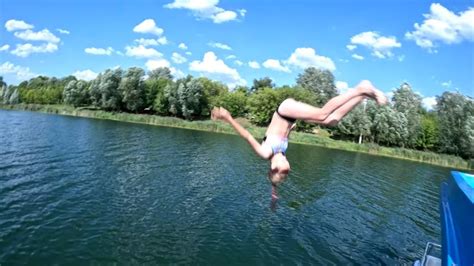 Исследуем красоты озера на катамаране Увлекательная прогулка с видом на природу Travelvk