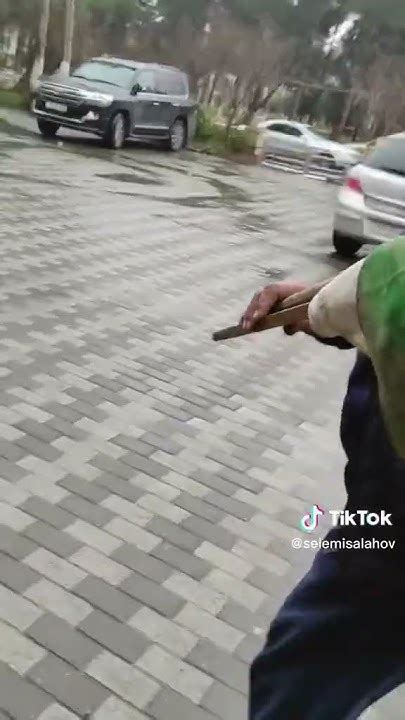 Ահա և ադրբեջանական դրոշի հանդեպ հենց իրենց ադրբեջանցիների վերաբերմունքը Youtube