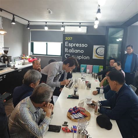 제주바리스타커피학원 중앙교육연수원 50명의 퇴직을 앞 두신분들을 위한 커피체험~ 원데이 클래스가