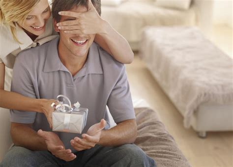 Что подарить парню на 19 лет идеи подарка