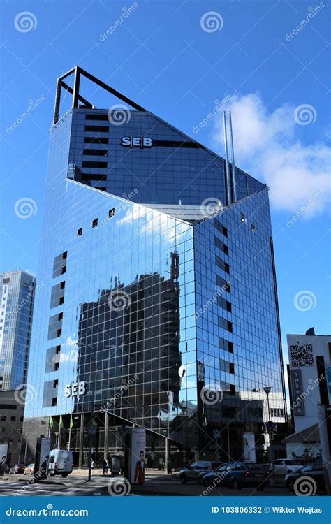 Seb Pank Building In Tallinn Estland Redaktionelles Stockfotografie