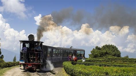 Darjeeling West Bengal Weather Update Today Temperature Aqi Imd