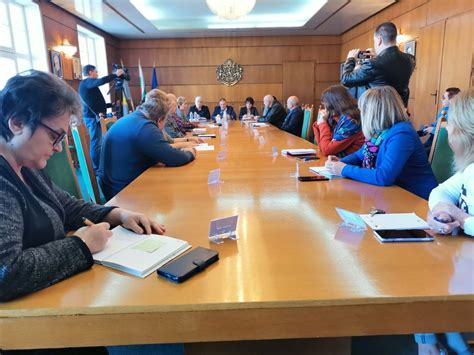 Кметът д р Валентин Христов представи част от екипа си Община Плевен