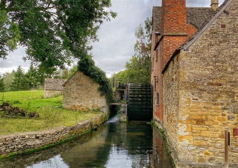 Bourton On The Water Circular Walk Guide And Map The Flamingo Hiker
