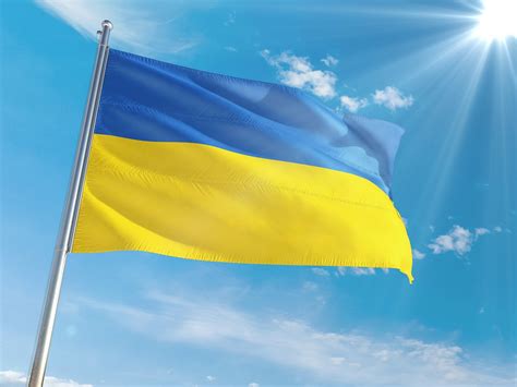 Вірші про прапор України добірка патріотичної поезії