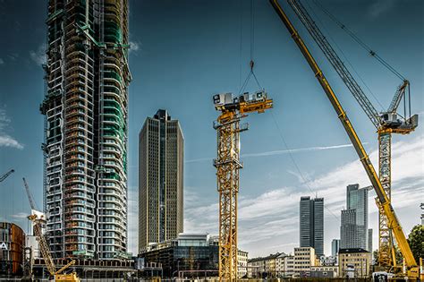 Last Crane Finishes Work On The Spin Tower In Frankfurt Construction