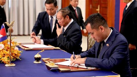 ក្រសួងមហាផ្ទៃកម្ពុជា និងក្រសួងសន្តិសុខសាធារណៈឡាវ ចុះហត្ថលេខាលើកំណត់ហេតុស្ដីពី