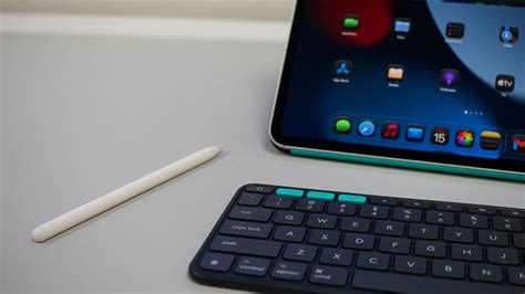Logitech Flip Folio Ipad Case Review Cgmagazine