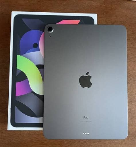 IPad Air 4th Gen Mobile Phones Gadgets Tablets IPad On Carousell