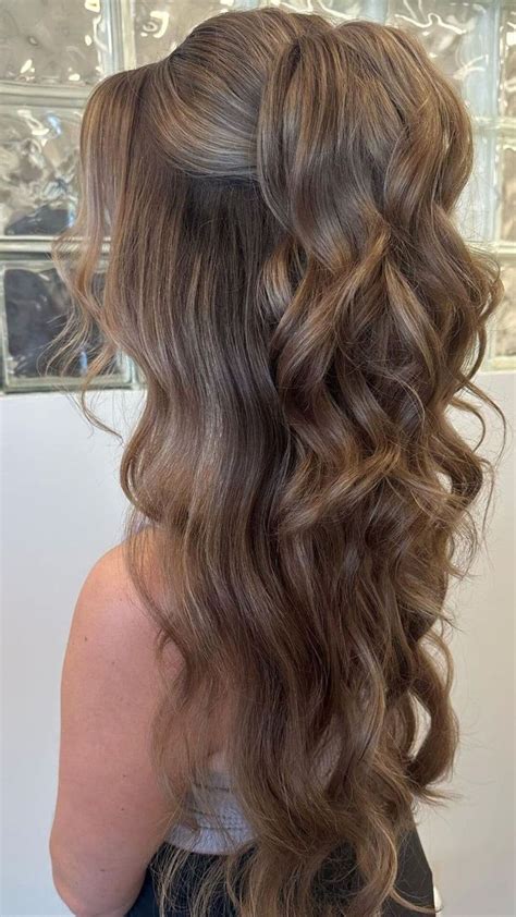 Half Up Half Down Beach Hairstyle Half Up Half Down Hair Inspo Prom
