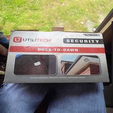 Security Light Dusk To Dawn Utilitech Field Offshore Design