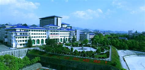 湖北民族大学官网