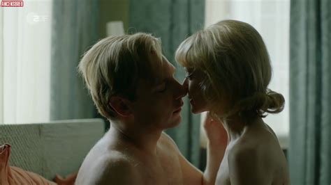 Naked Friederike Ott In Bella Germania