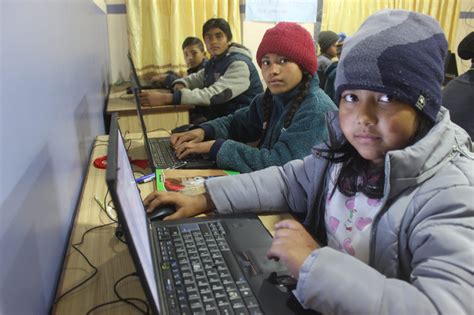 BASIC COMPUTER CLASSES IN NARATIKA COMMUNITY CENTRE