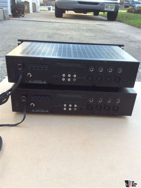 Pair Pyramid Pa 305 Amplifier With Meters Photo 2110639 Us Audio Mart