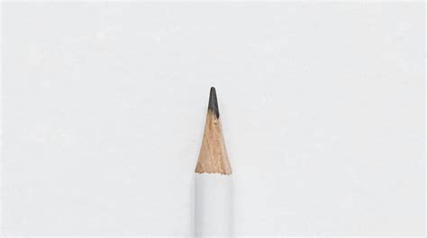 Простой карандаш · 1366x768 бесплатная фотография от Ya1668773354463 картинки и обои на