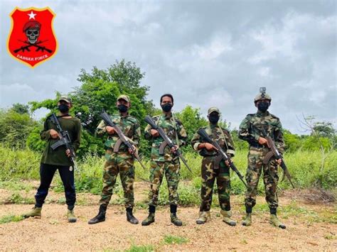 မုံရွာ အရာတော် လမ်းပိုင်းတွင် စစ်သားများ လိုက်ပါလာသော ကား ၂ စီးကို ပစ