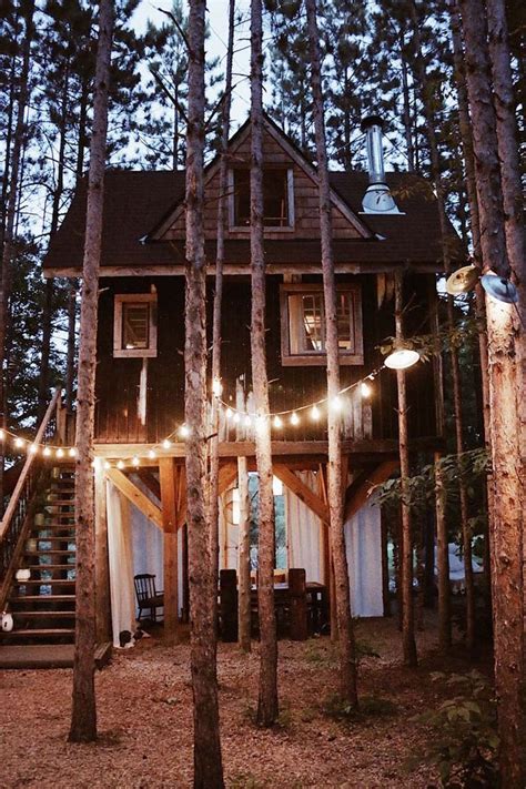 Hardcore Tree House Porn