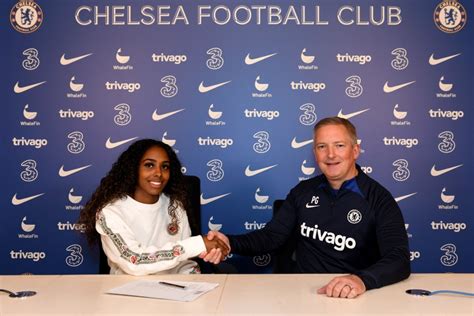 Academy Graduate Reanna Blades Signs First Professional Contract News Official Site