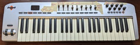 Oxygen 49 Midi Keyboard With Stand Goose Hollow Psu Pickup R Pdxbuynothing