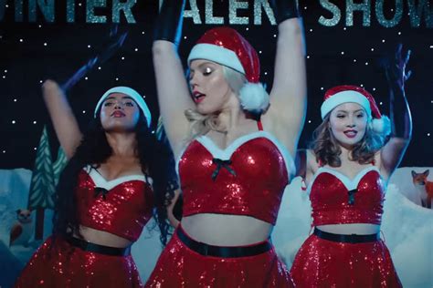 Mean Girls Final Trailer Regina George And The Plastics Return In Musical Based On Tina Feys