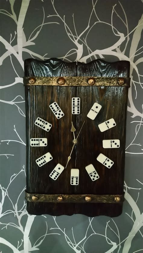 Как сделать настенные часы своими руками