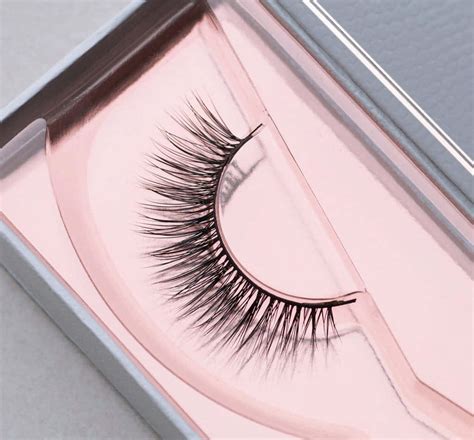 Download Eyelash Background