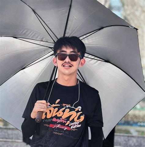 เมดเล่ย์ [ อะไรก็ยอม เศษใจเหลือๆ บอกสักคำ] Cover By ต่อ ลั่นทุ่ง ร้องเพลงไม่เพราะเท่าไหร่นะคับ