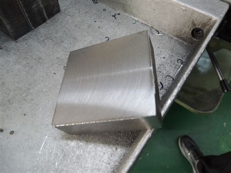 임용고시 실기시험 범용밀링 범용선반 드릴링머신 줄 사상 기계가공 실무 실습 기술마스터 교육과정 안내 안전교육 도면해독 가공이론 장비 조작 및 운영 실제가공 문제